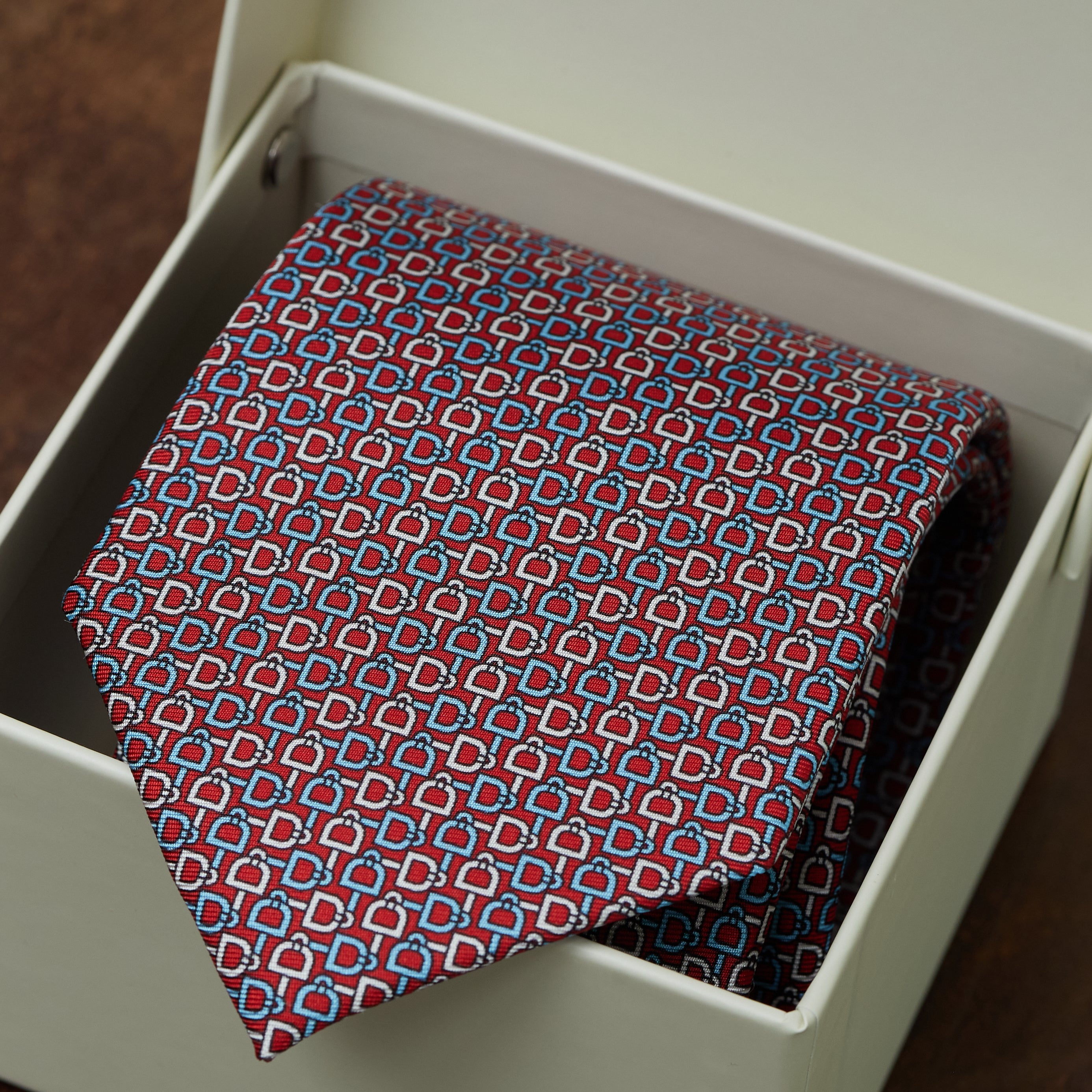 Products – Elliot Martin - Belesduna